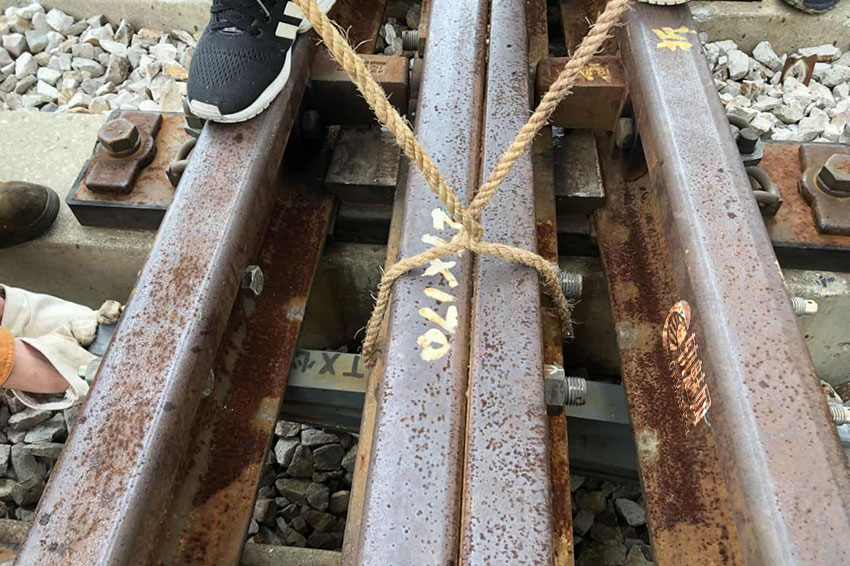 S700K提速道岔芯轨杆件拆、装作业方法 – 轨魅网